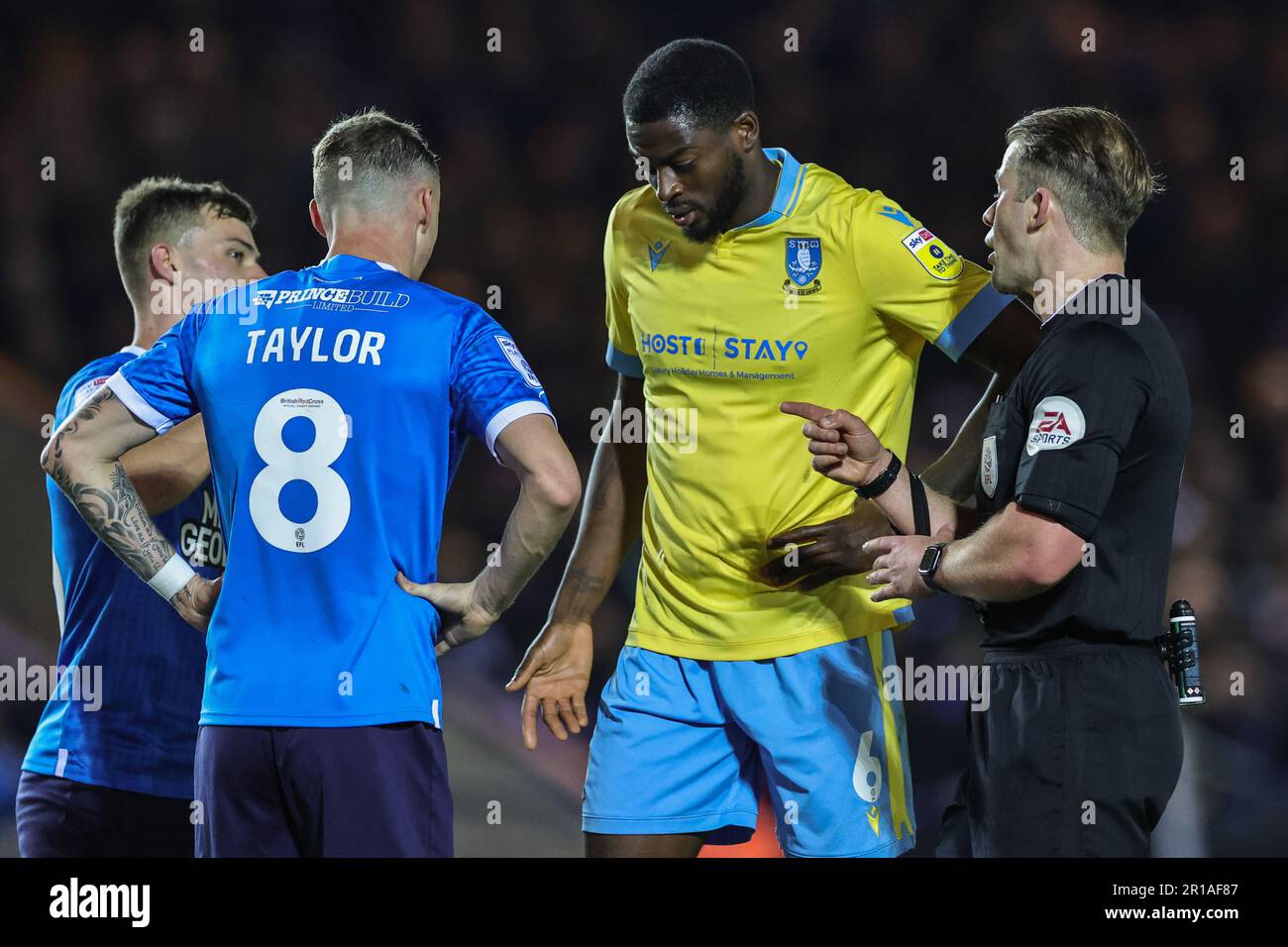 English referee jack taylor hi-res stock photography and images - Alamy