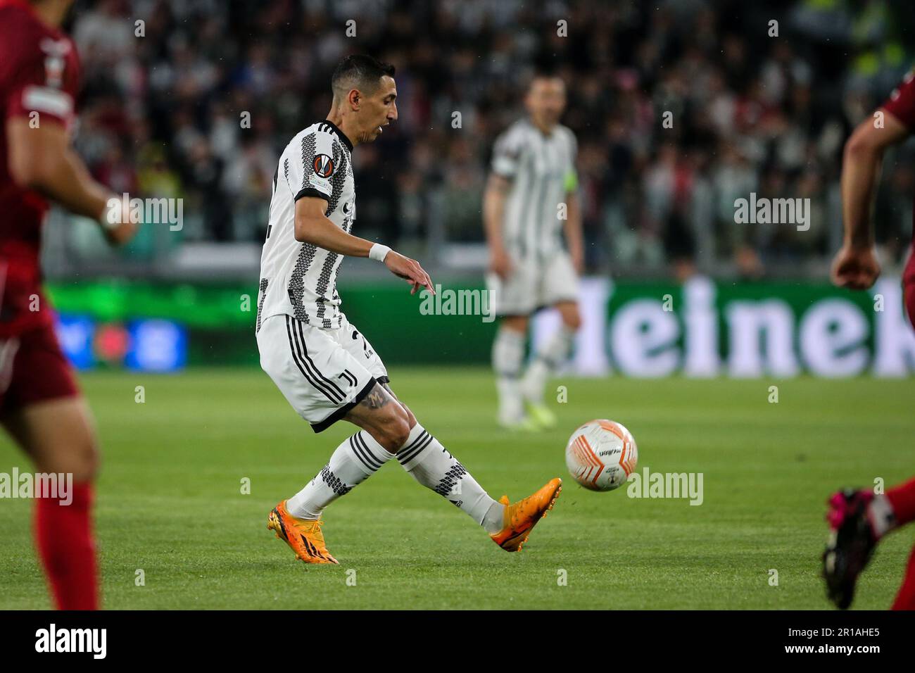Di maria juventus hi-res stock photography and images - Alamy