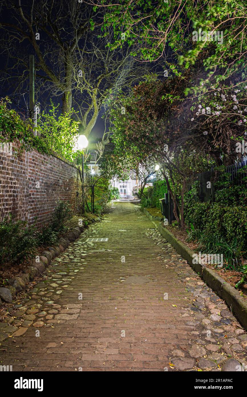 The haunted Philadelphia Alley in Charleston, South Carolina at night ...