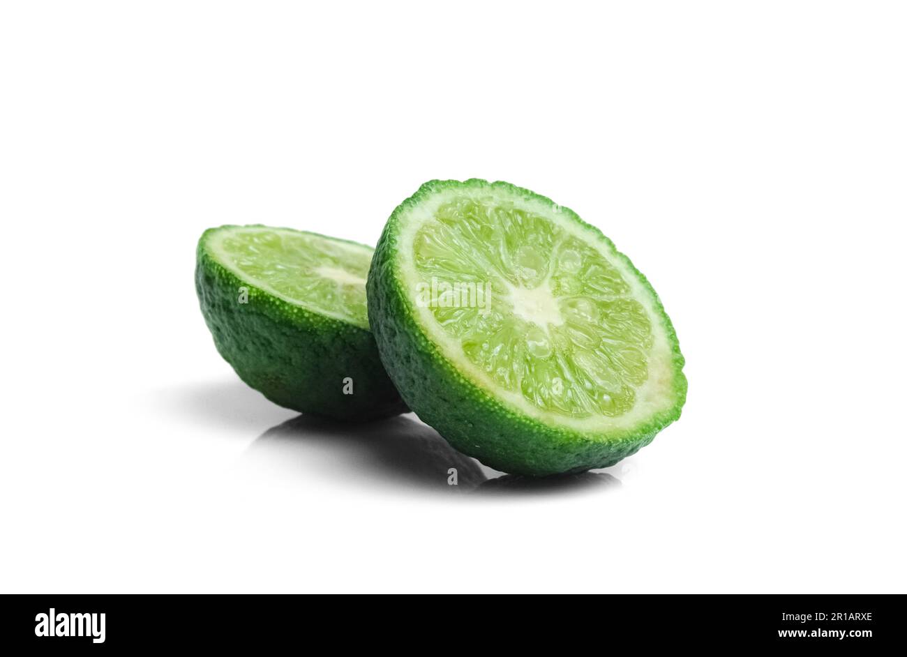 Closeup sliced lime hi-res stock photography and images - Alamy