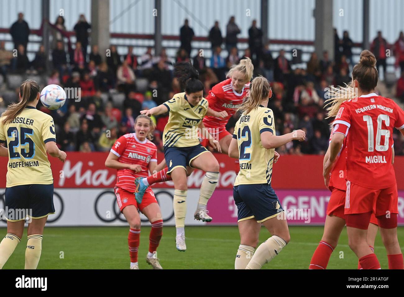 Munich, Deutschland. 12th May, 2023. goal Lea SCHUELLER (FCB) to 1-0 ...