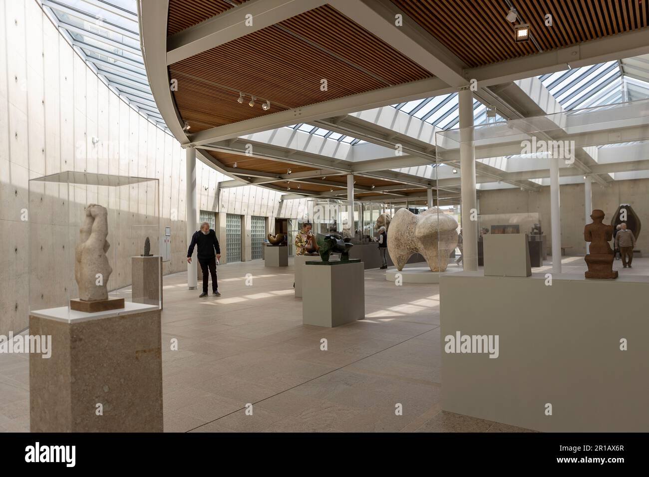 Museum 'Beelden aan Zee' [sculptures at sea] in Dutch seaside beach ...