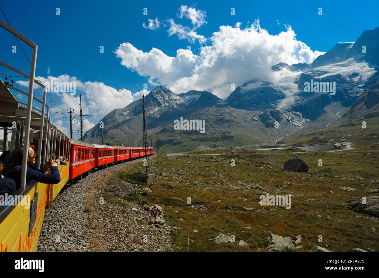 Little red train hi-res stock photography and images - Alamy