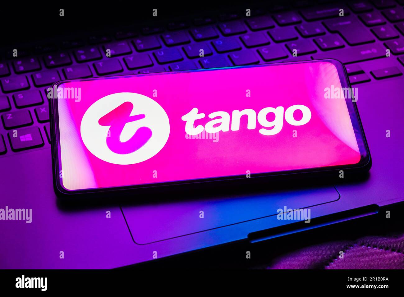 Logo tango live hi-res stock photography and images - Alamy