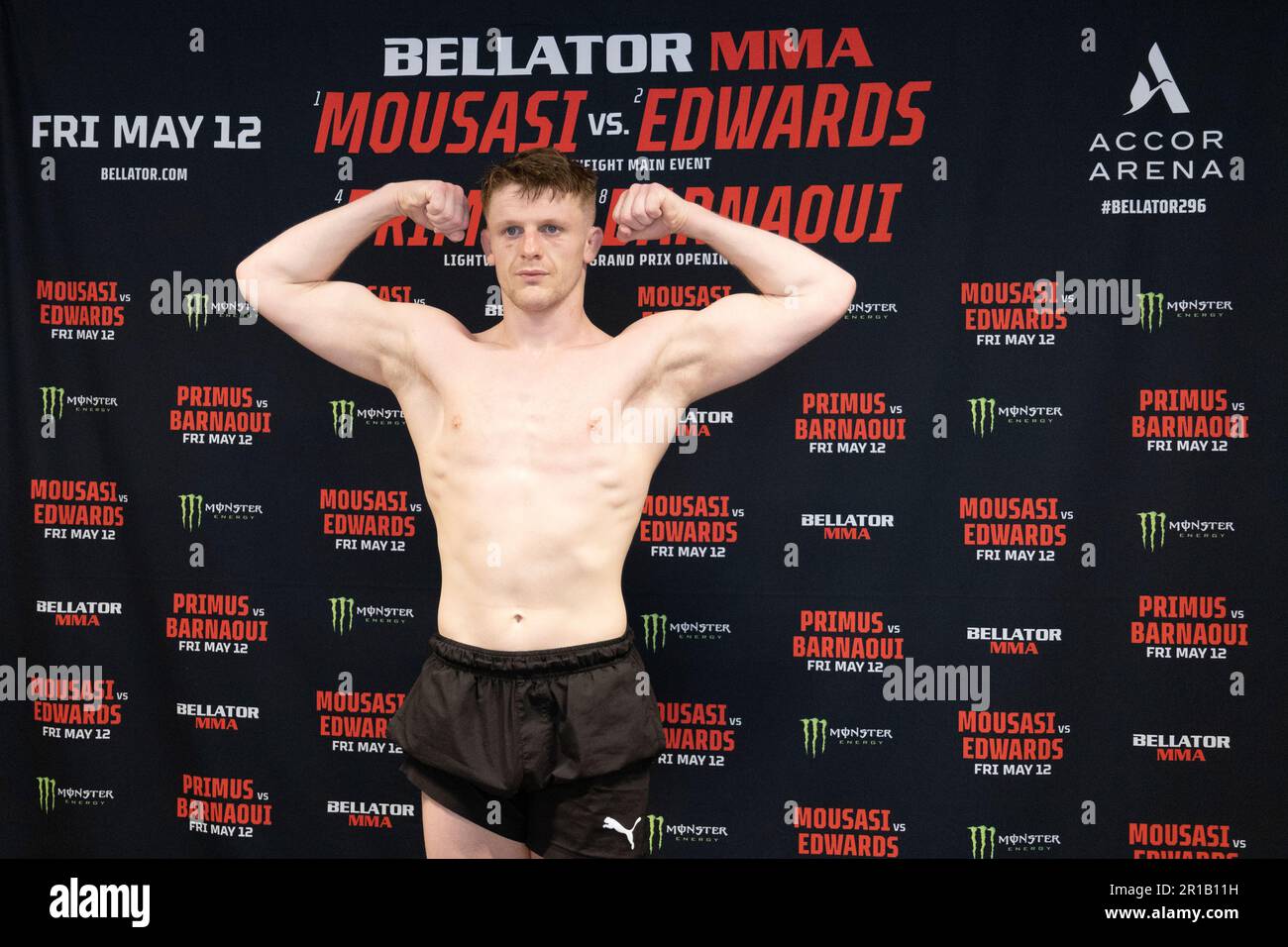 PARIS, FRANCE - MAY 11: Keir Harvie steps on the scale for the Bellator ...