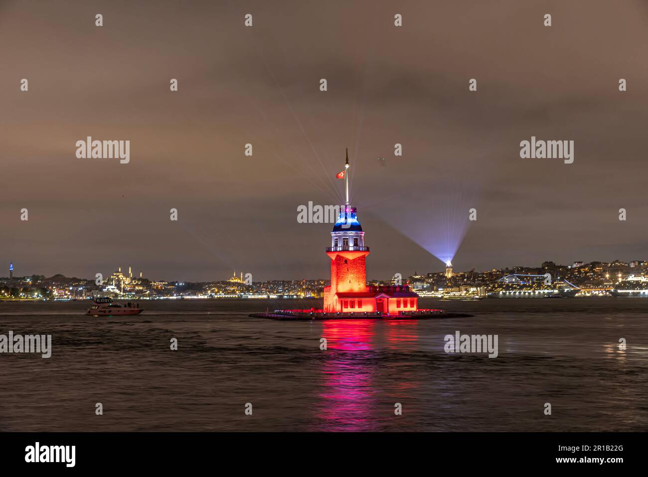 Maiden's Tower in Istanbul, Turkey. (KIZ KULESI). Maiden’s Tower got a ...