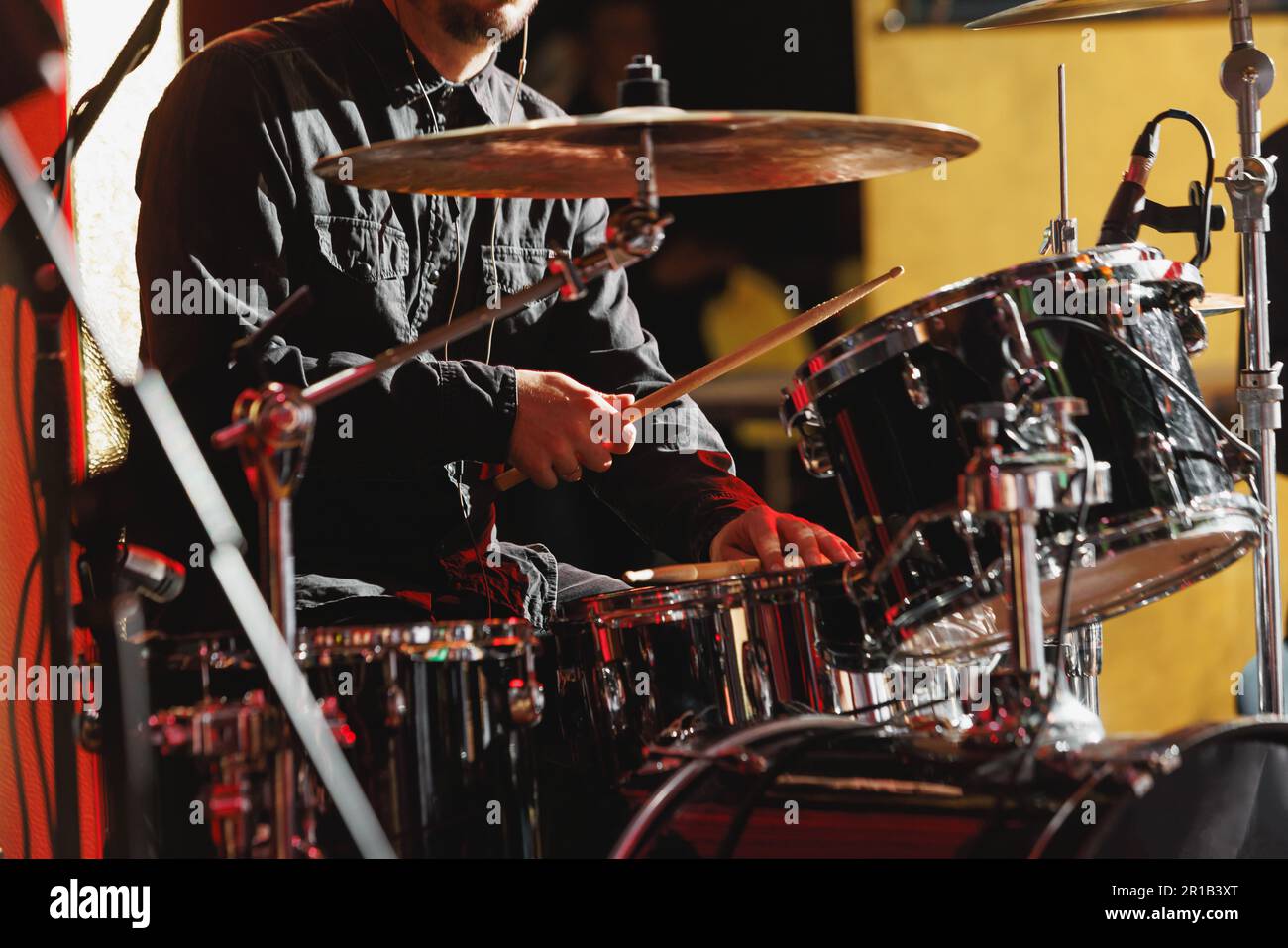 Precision drumming hi-res stock photography and images - Alamy