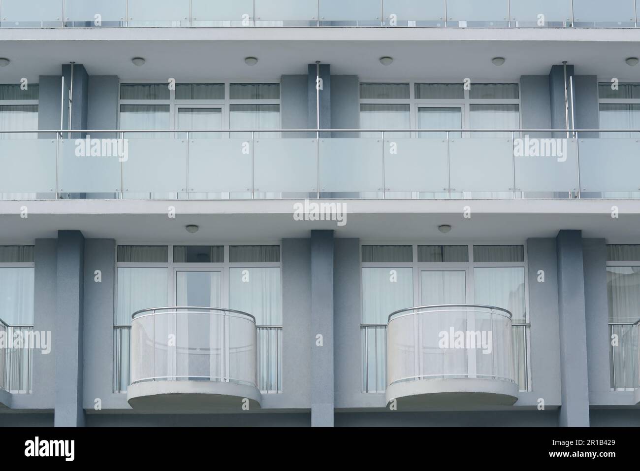 Beautiful balcony windows building elegant hi-res stock photography and ...