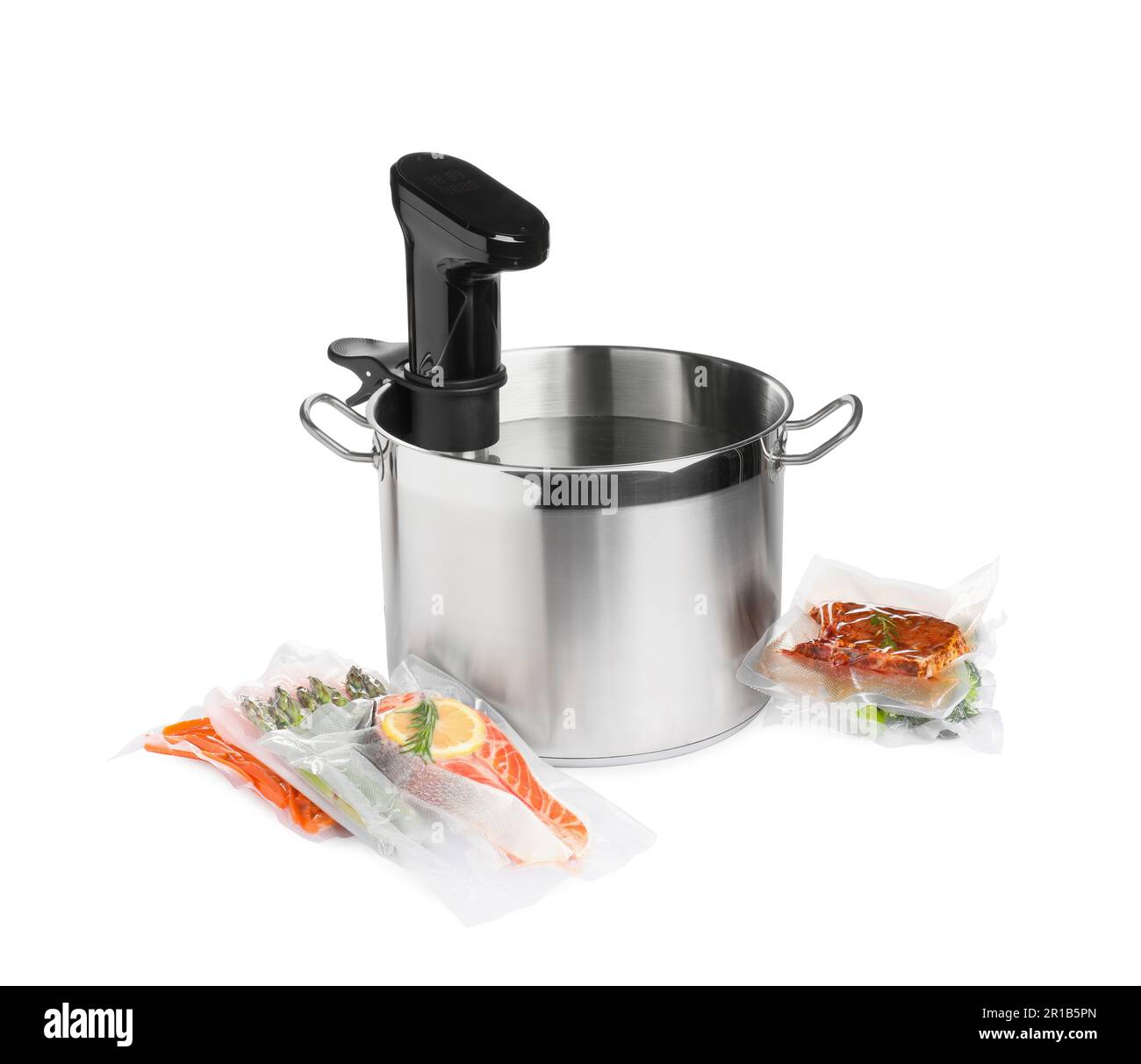 Thermal immersion circulator in pot and vacuum packs with different ...