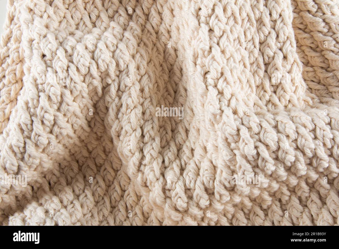 White crochet hi-res stock photography and images - Alamy