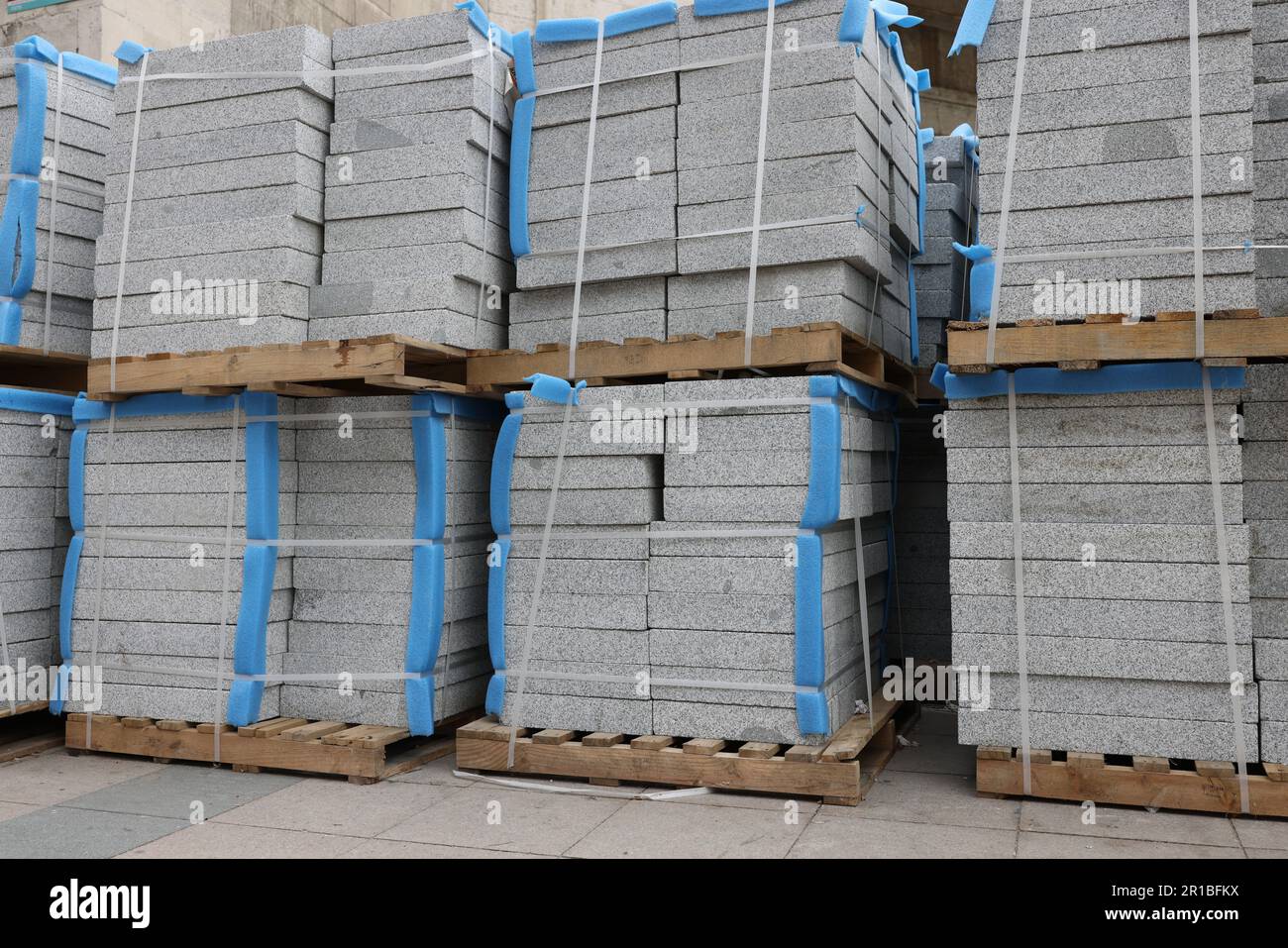 Foam concrete insulation plates on palettes in warehouse Stock Photo ...