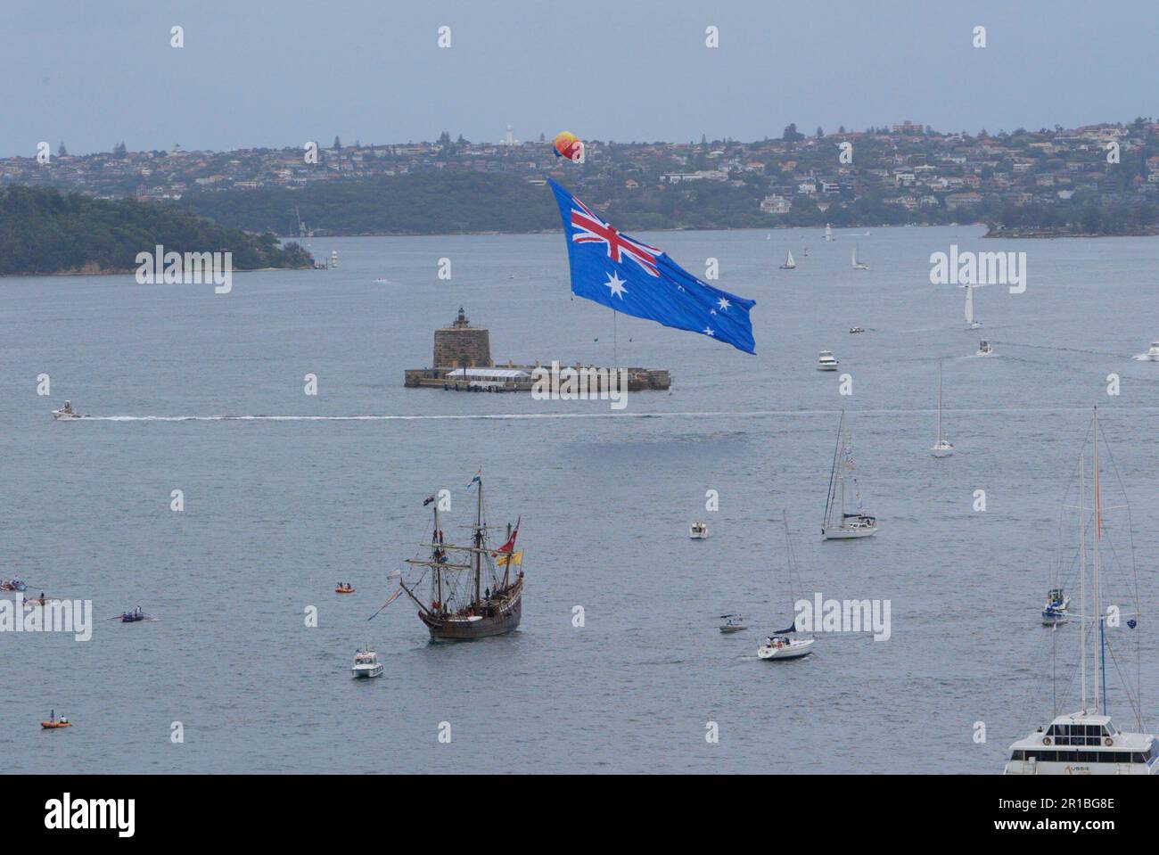 Australia celebrates the 75th Anniversary of Sydney Harbour Bridge with ...