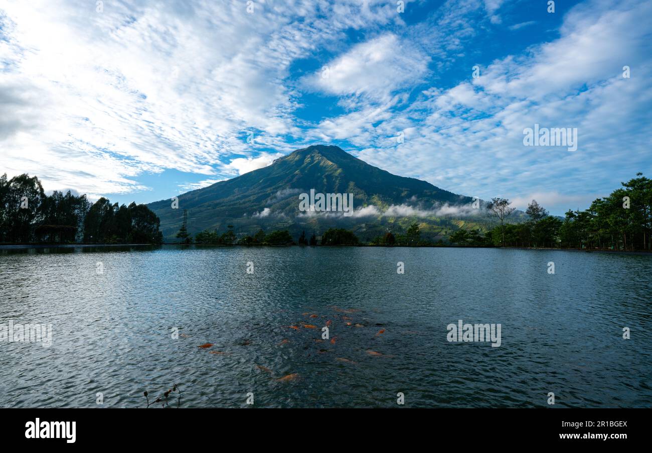 Sumbing volcano hi-res stock photography and images - Alamy