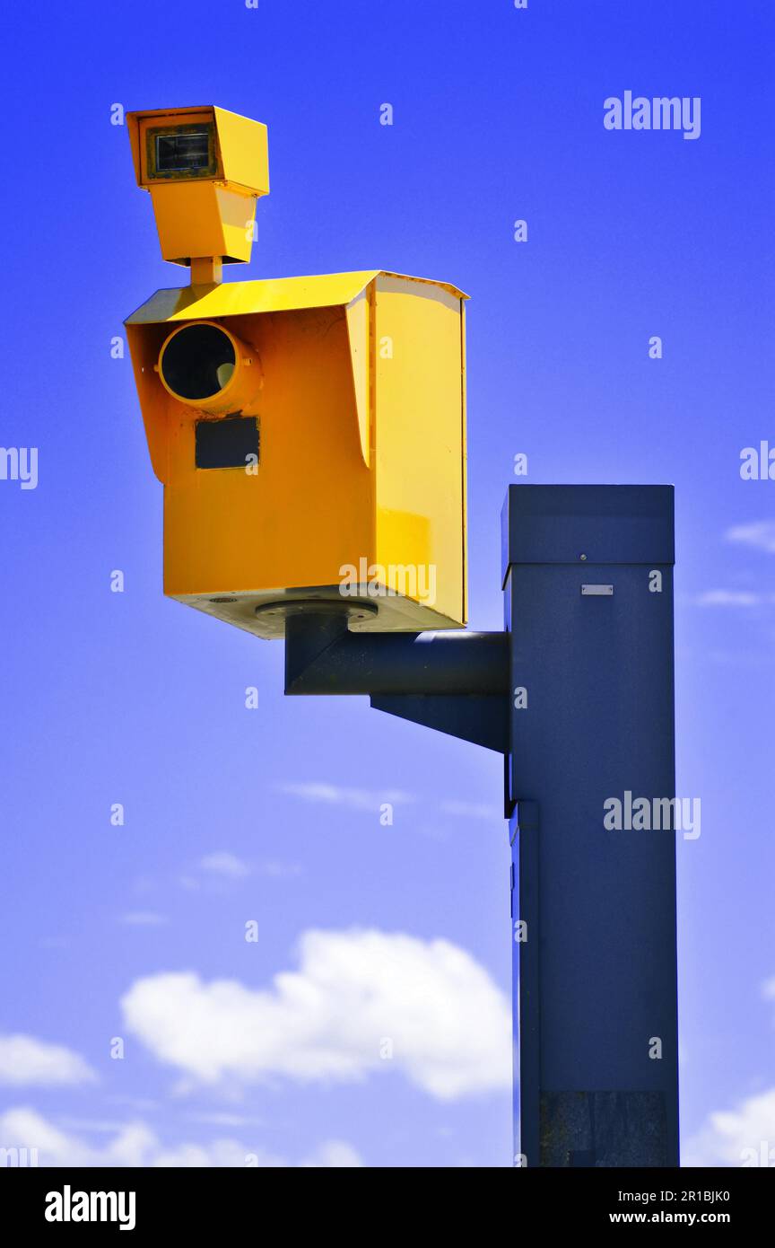 Safety over speed hi-res stock photography and images - Alamy