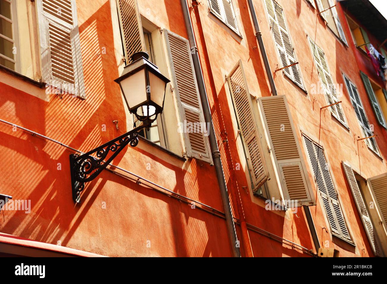 Old nice architecture hi-res stock photography and images - Alamy