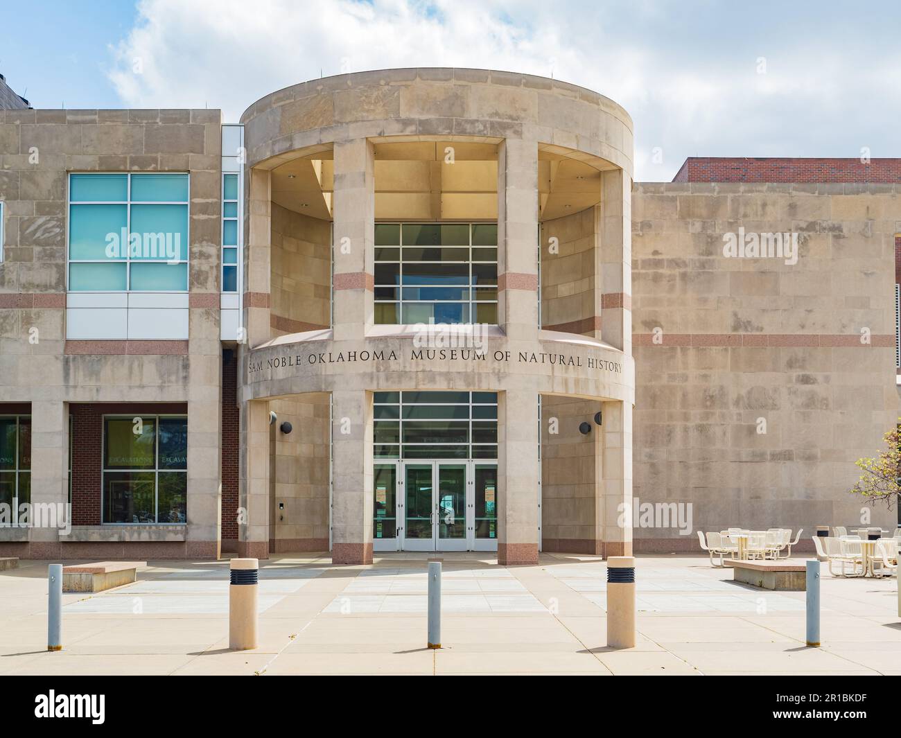 Sam noble oklahoma museum of natural history hi-res stock photography ...
