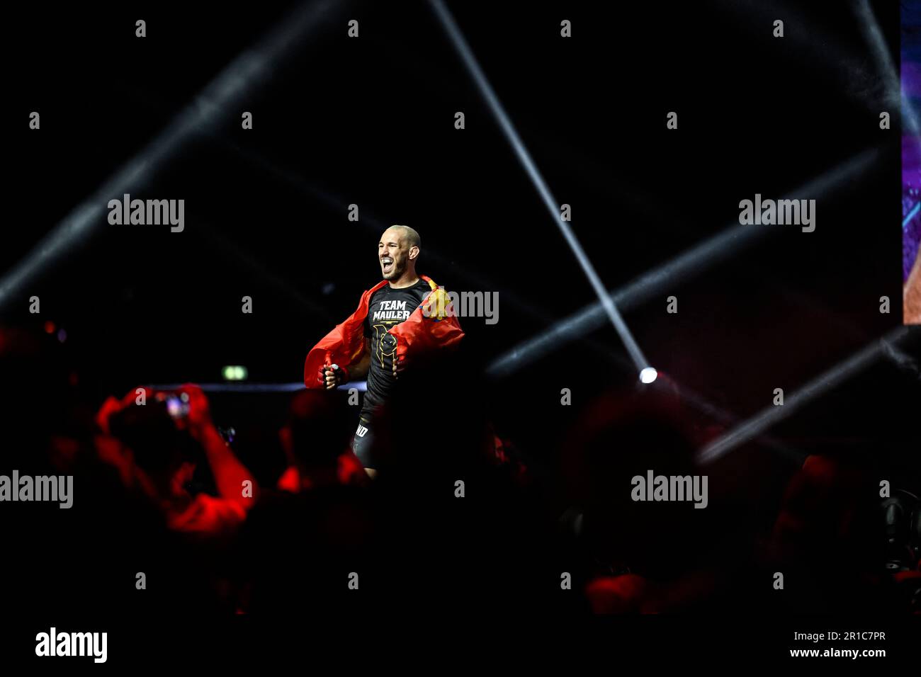 Saul rogers mma hi-res stock photography and images - Alamy