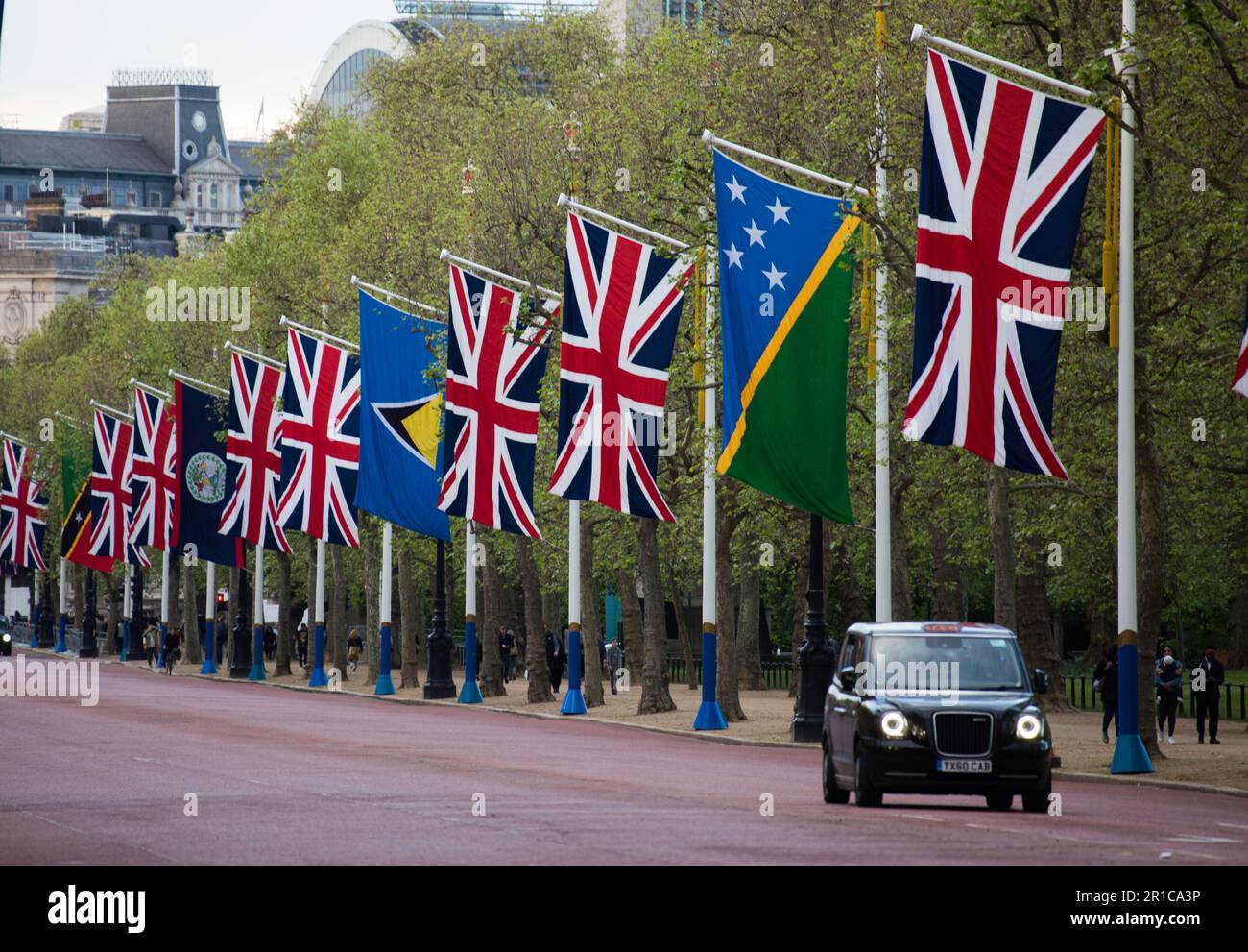 National Flags line the Mall outside Buckingham Palace Stock Photo - Alamy
