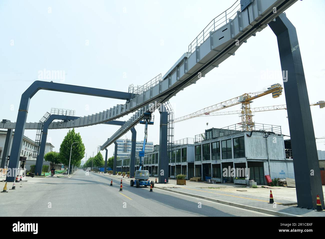 SHANGHAI, CHINA - MAY 13, 2023 - Construction workers install and debug ...