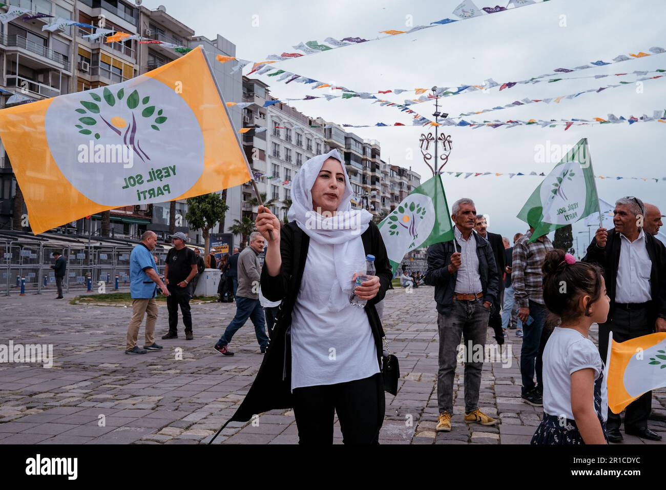 Green left party flag hi-res stock photography and images - Alamy