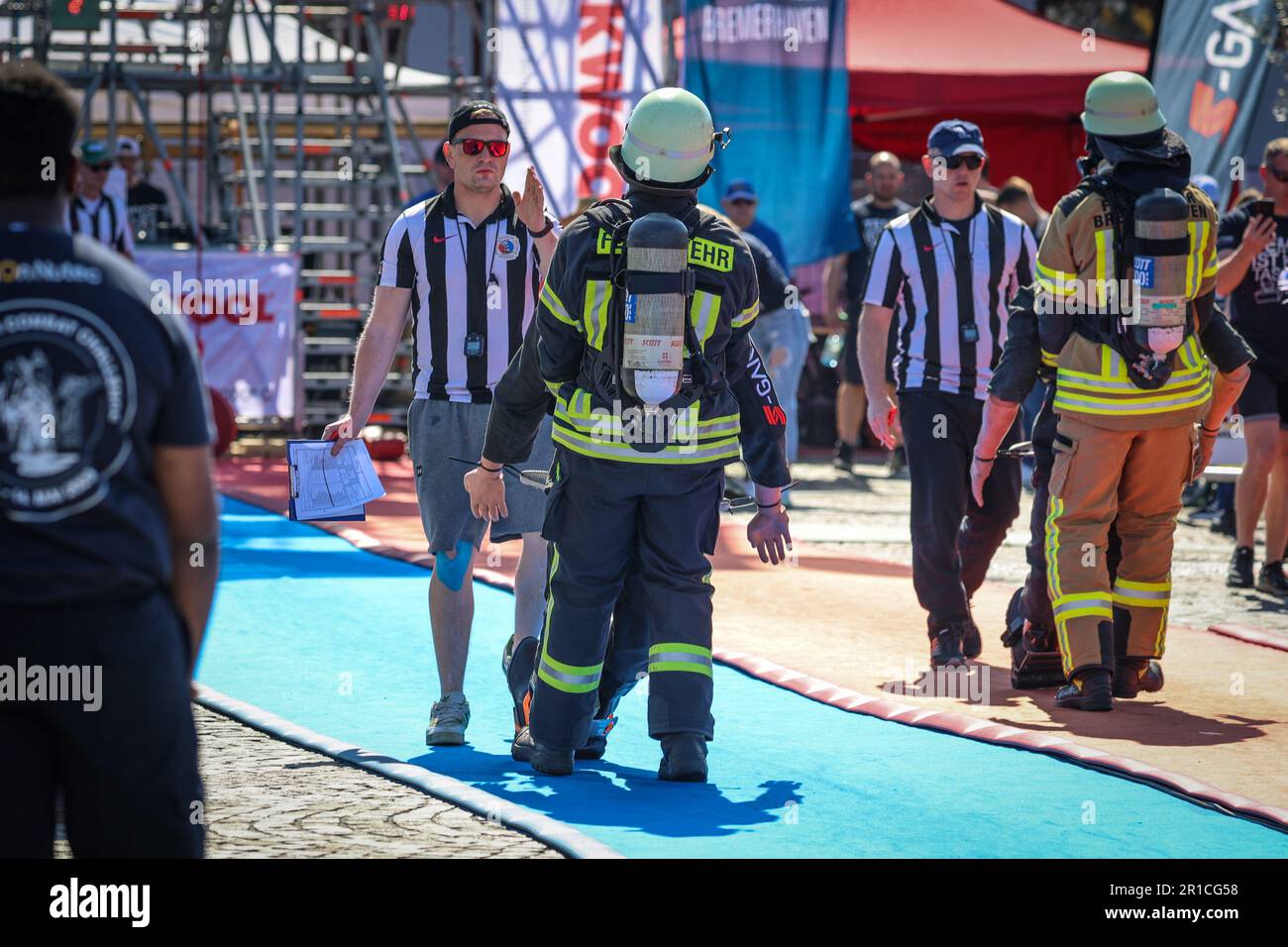 Firefighter dummies hi-res stock photography and images - Alamy