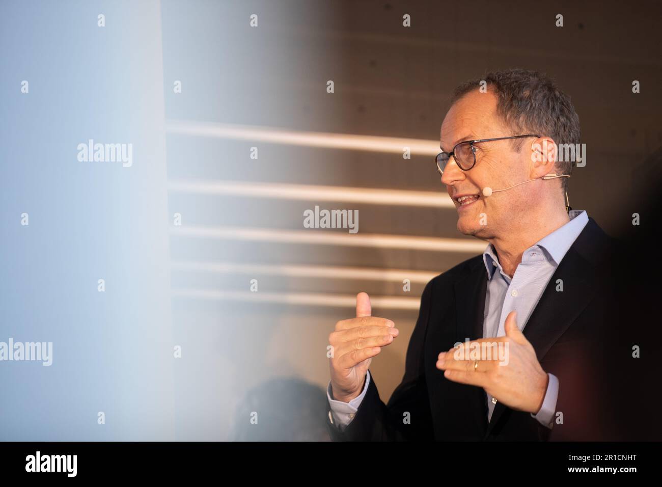 Deutsche post dhl logistik hi-res stock photography and images - Alamy