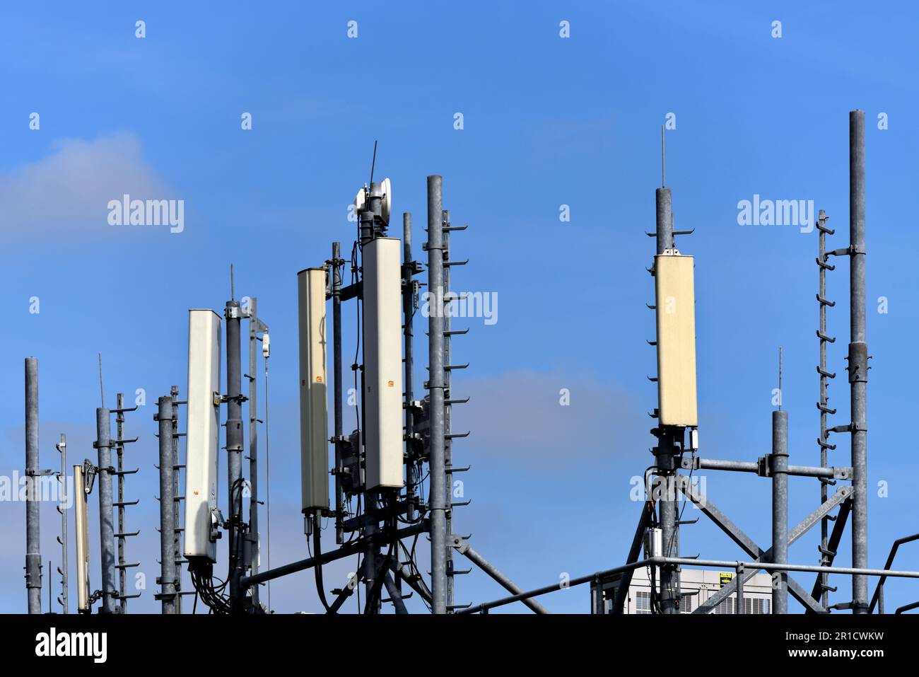 Mobile Phone Masts Stock Photo - Alamy