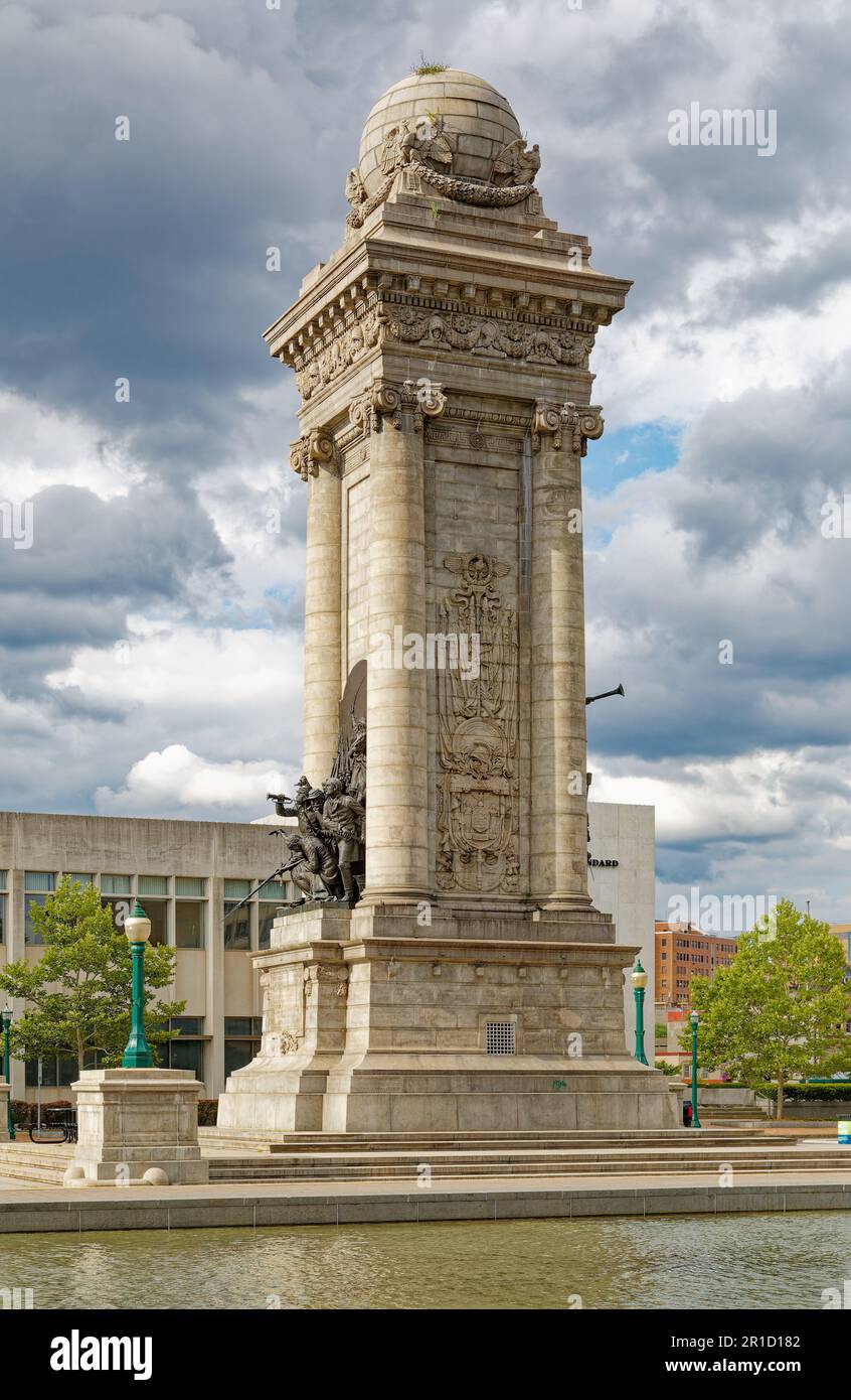 Soldiers and Sailors Monument in Clinton Square, Syracuse, is dedicated ...