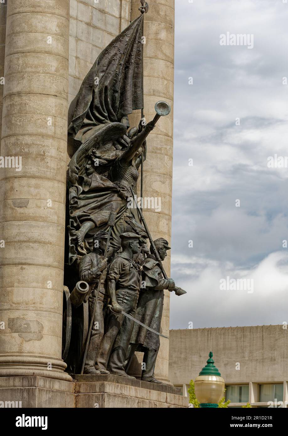 Soldiers and Sailors Monument in Clinton Square, Syracuse, is dedicated ...