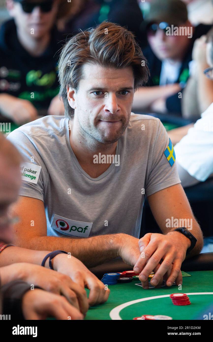 Poker face tv hi-res stock photography and images - Alamy