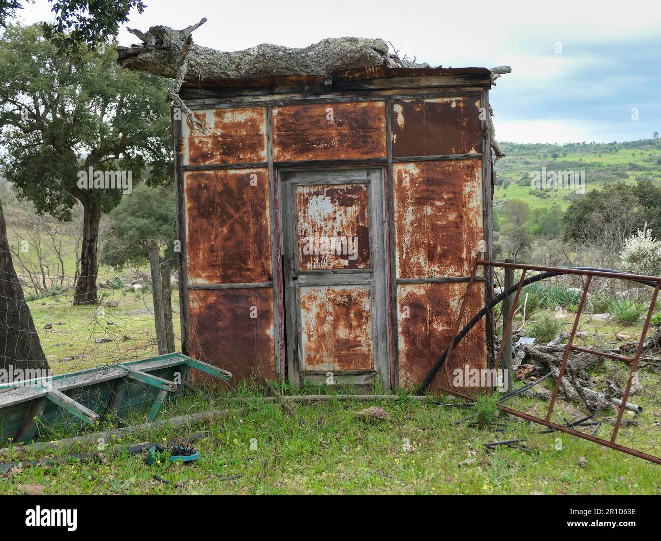Old portuguese farm hi-res stock photography and images - Alamy