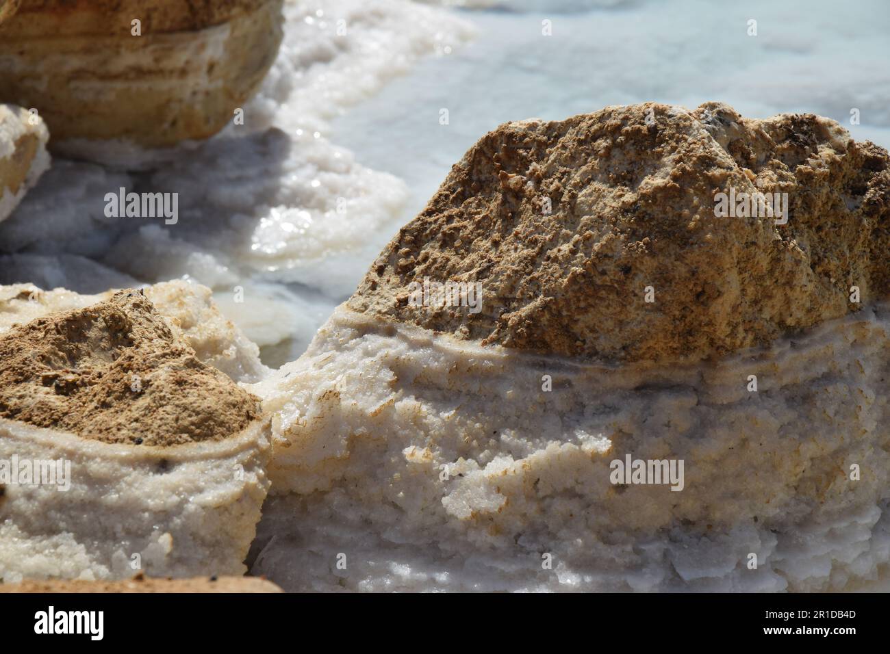 Sinking sea level, sinkholes and salt crystals - Coast of the Dead Sea ...