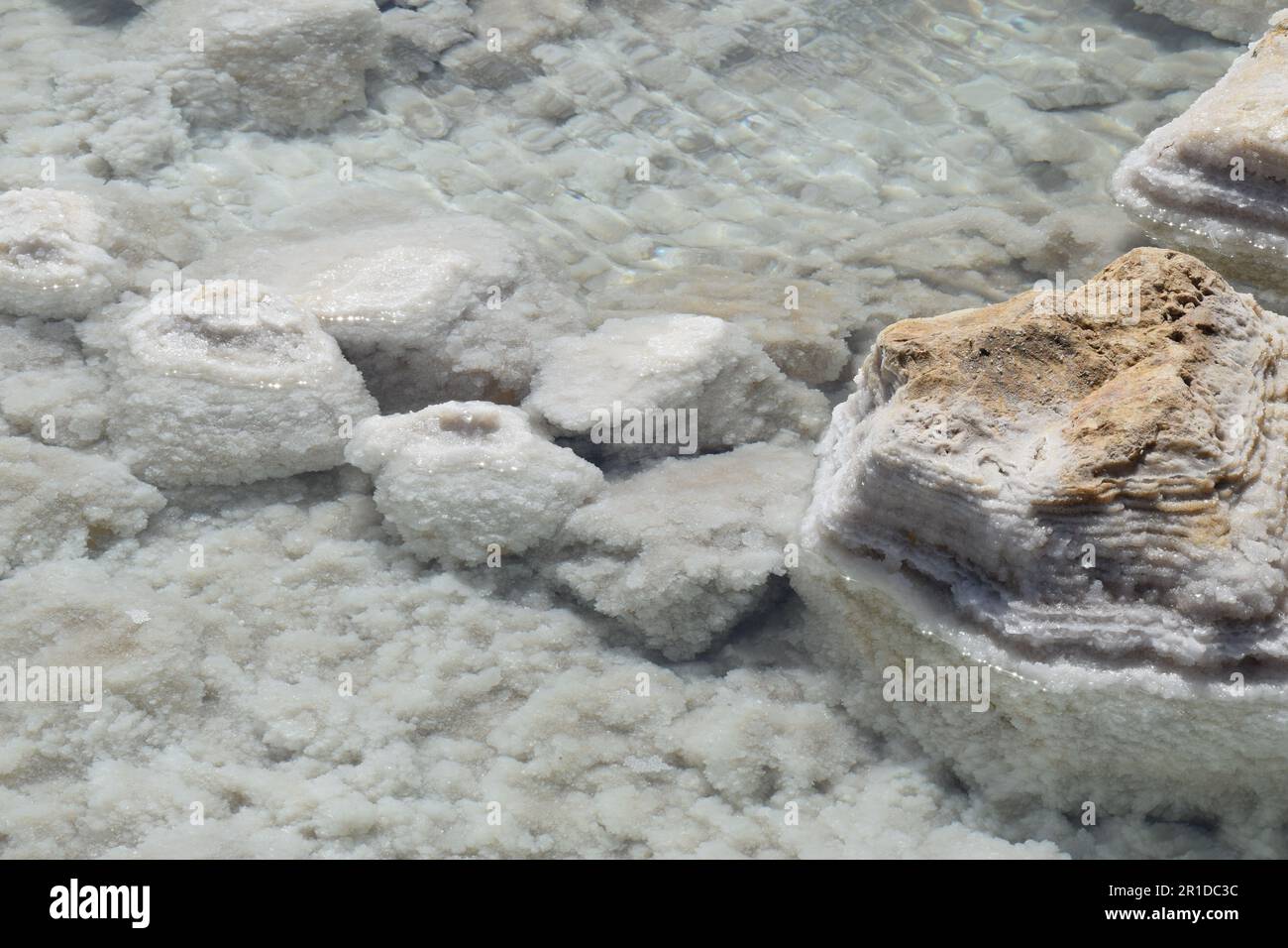 Sinking sea level, sinkholes and salt crystals - Coast of the Dead Sea ...