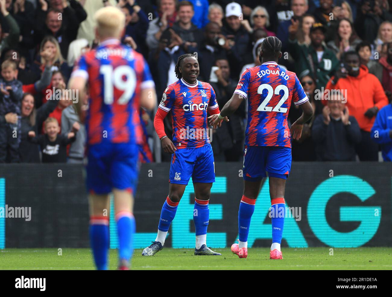 Eberechi eze celebration hi-res stock photography and images - Alamy