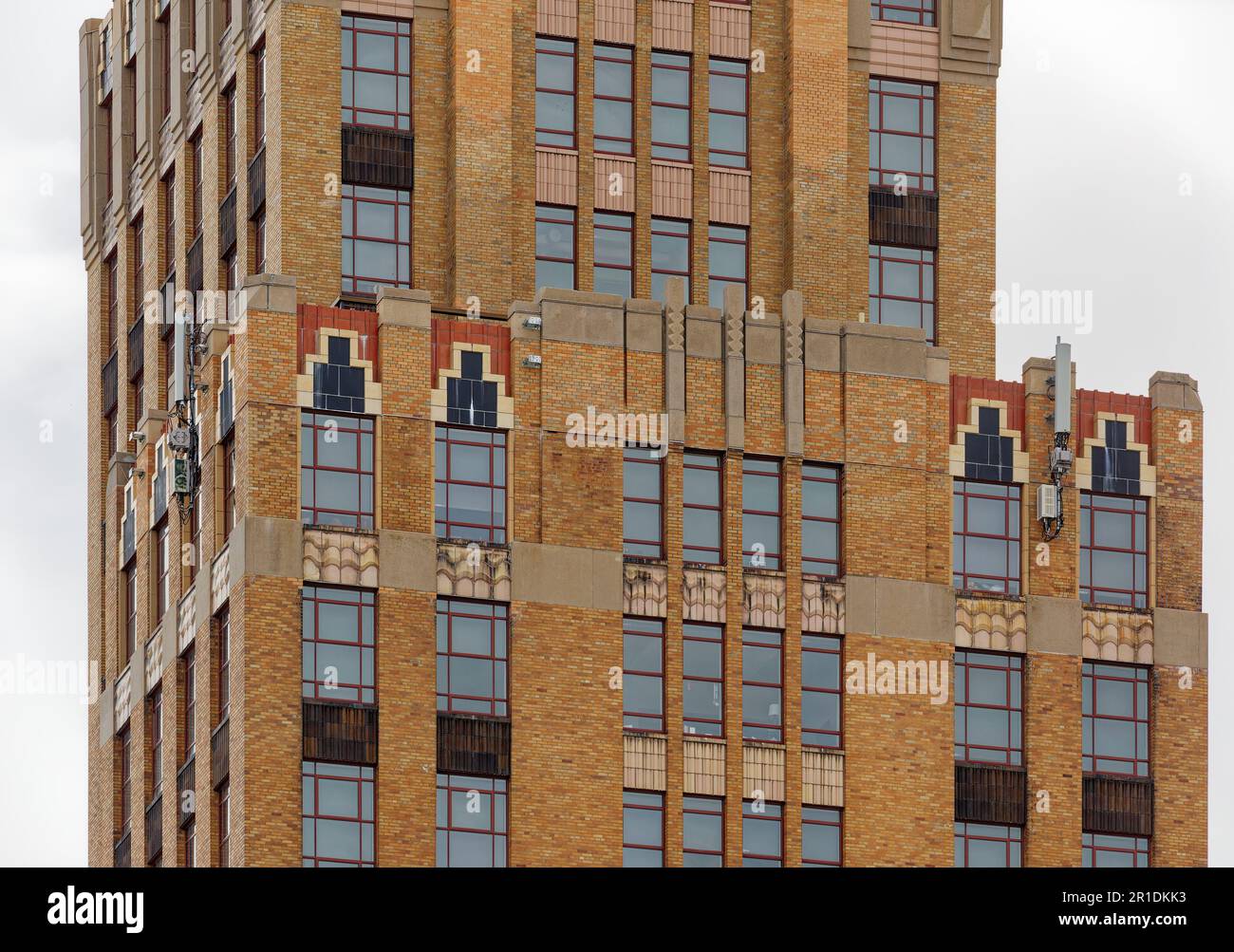State Tower Building, a Syracuse landmark has prominent Art Deco ...