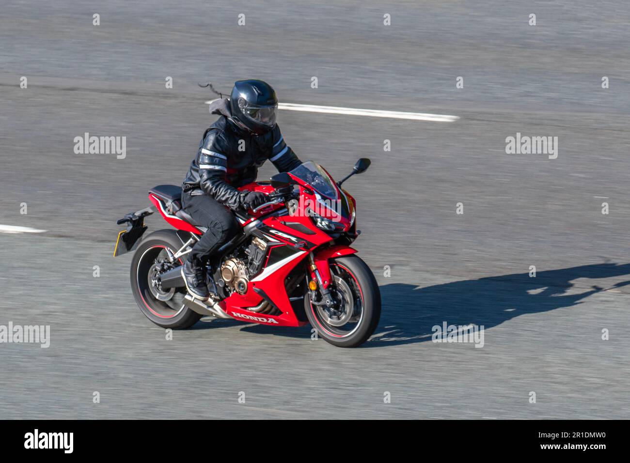 Puig Racing Screen, Red, Honda CBR 650 R Motorbike rider; two-wheeled ...