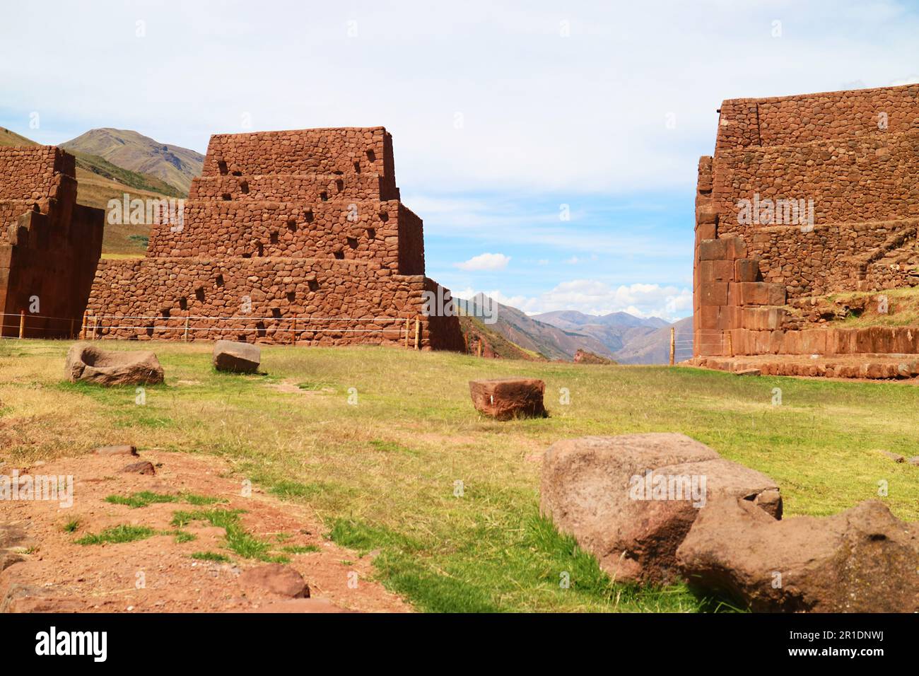 La Portada de Rumicolca, Incredible Ancient Gates and Aqueducts of Pre ...