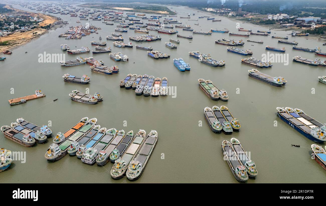Chittagong, Chittagong, Bangladesh. 13th May, 2023. Maritime ports of ...
