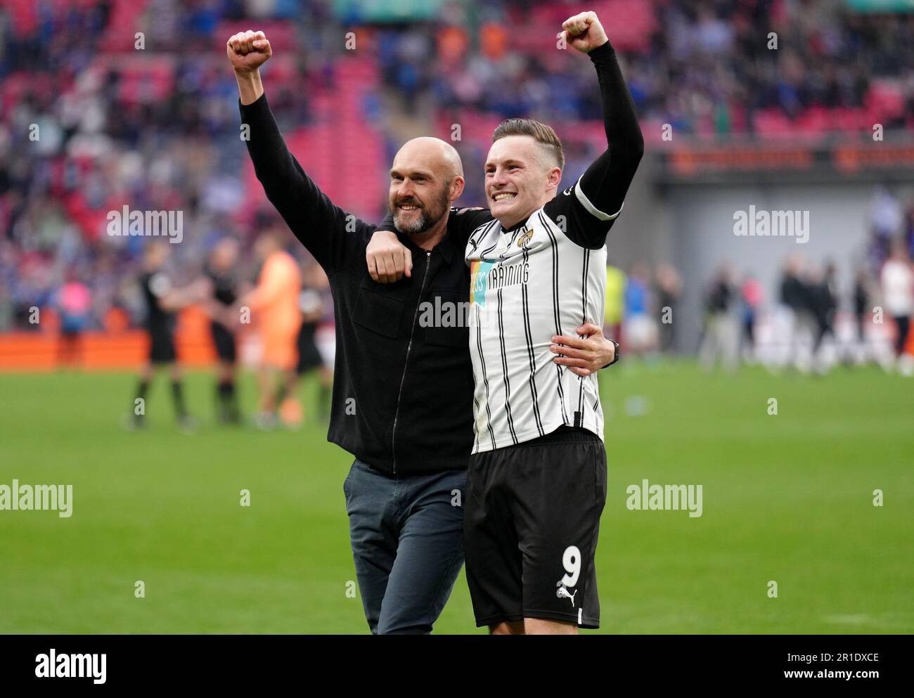 Notts County manager Luke Williams (left) and Macaulay Langstaff ...