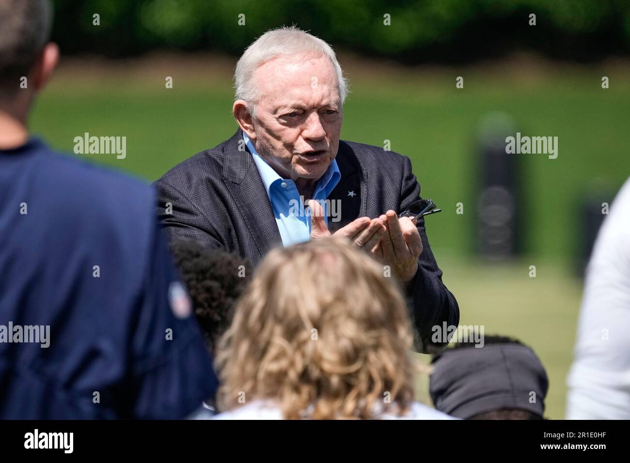 Dallas Cowboys owner Jerry Jones speaks to players and coaches before ...