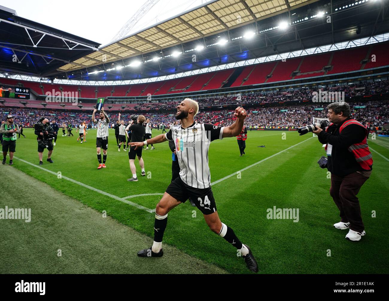 John bostock notts county hi-res stock photography and images - Alamy