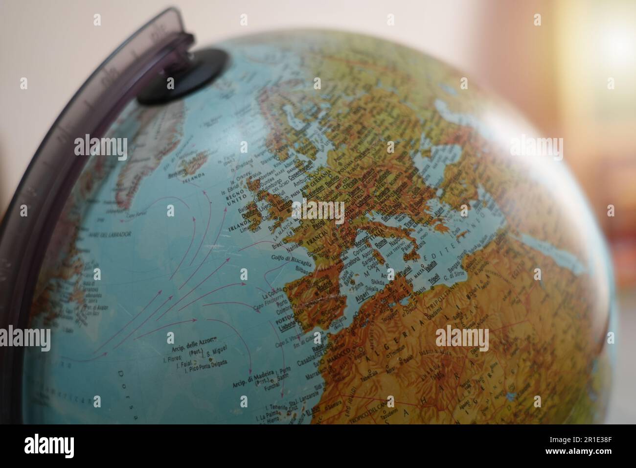 Map enlargement hi-res stock photography and images - Alamy