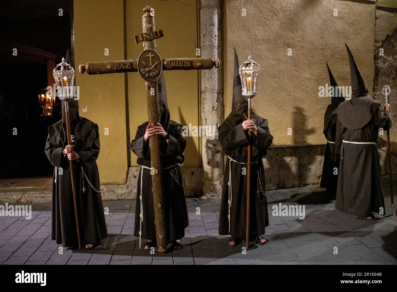 Orden franciscana secular hi-res stock photography and images - Alamy