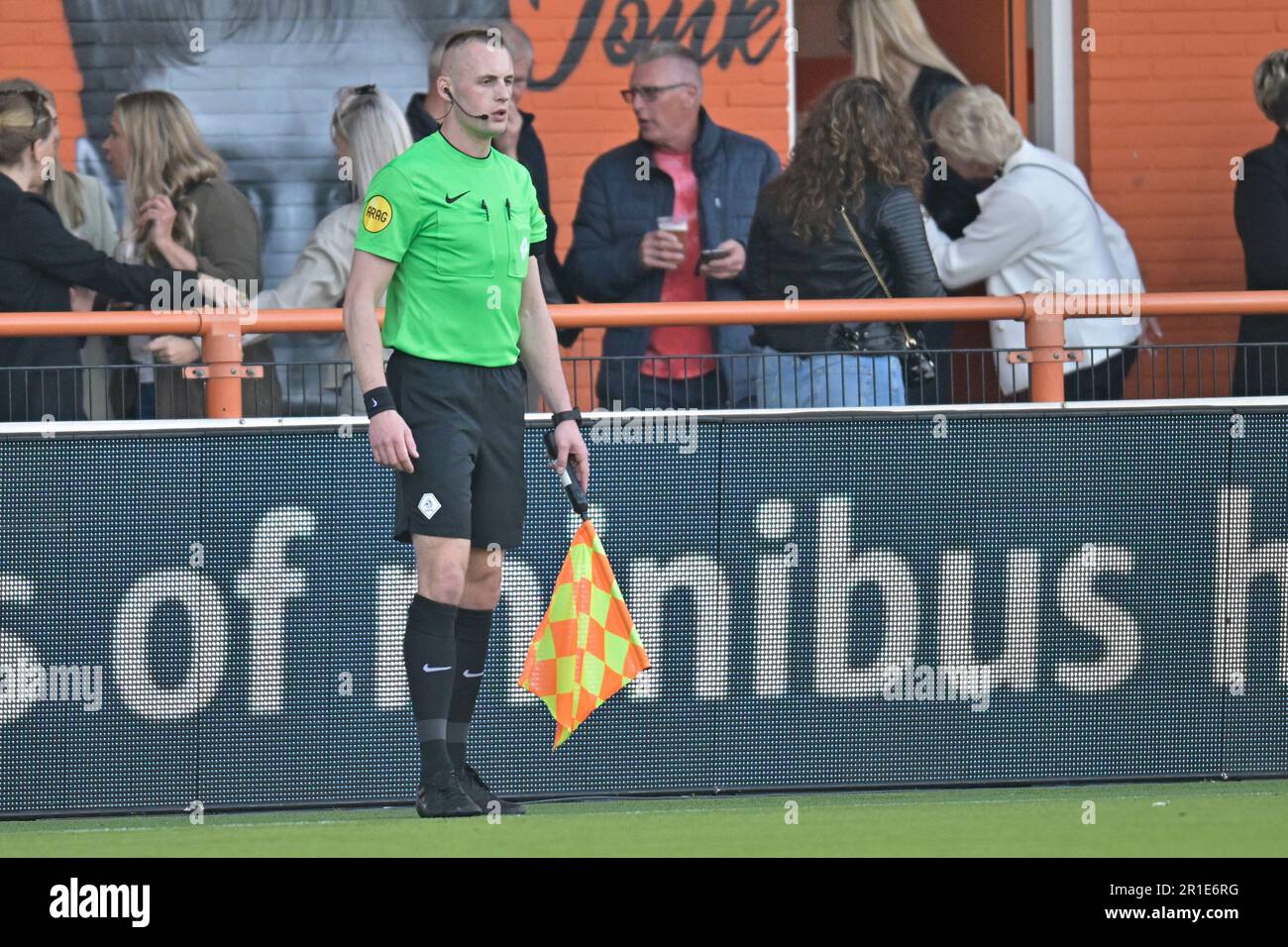 Assistant don frijn hi-res stock photography and images - Alamy