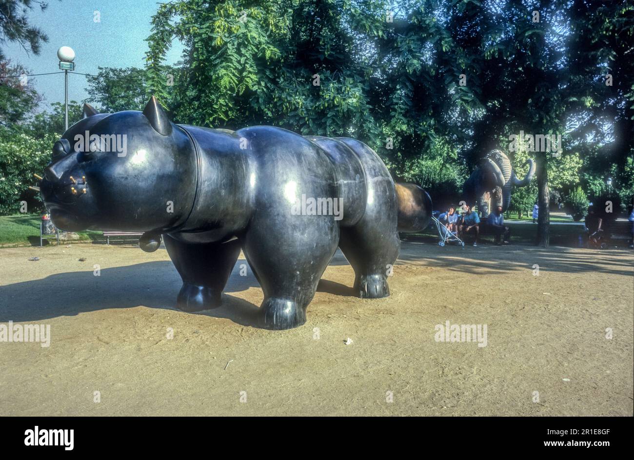 Statue de fernando botero hi-res stock photography and images - Alamy