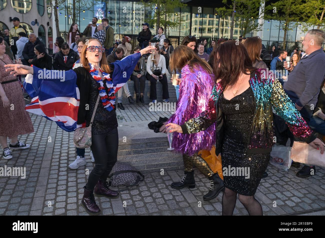Coronation concert revellers hi-res stock photography and images - Alamy
