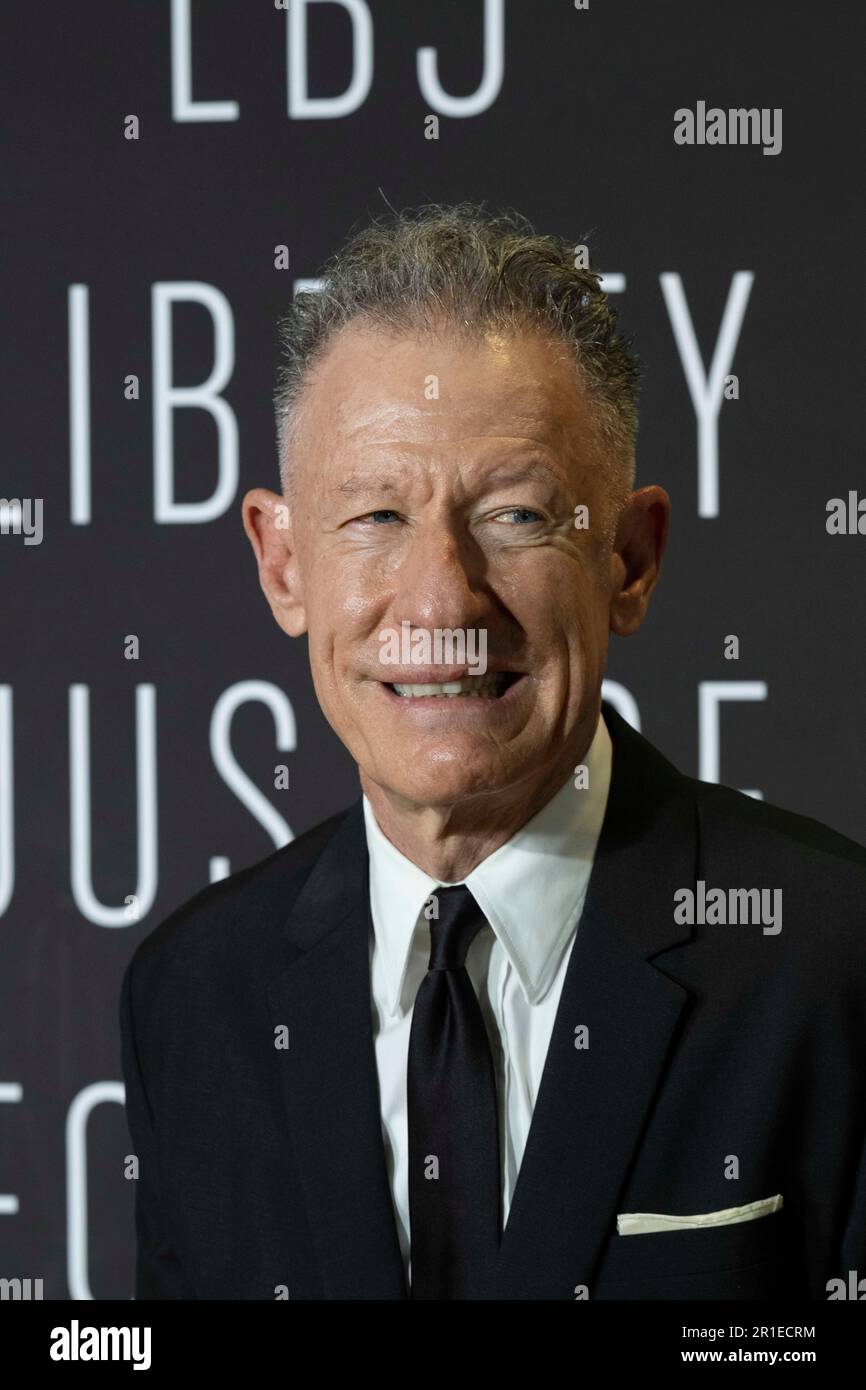 American singer songwriter and native Texan LYLE LOVETT poses on the ...