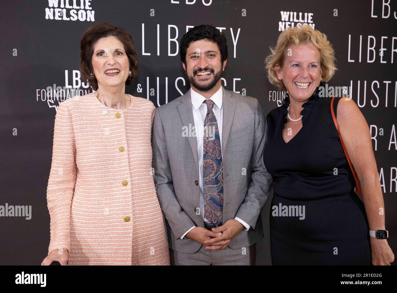 LBJ daughter LYNDA ROBB, l, poses with Congressman GREG CASAR and ...
