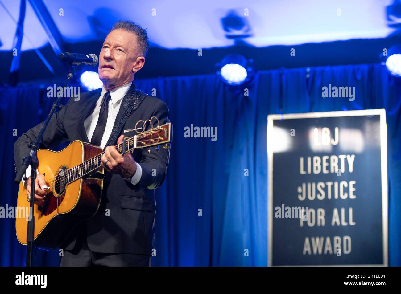 Lyle lovett 2023 hi-res stock photography and images - Alamy