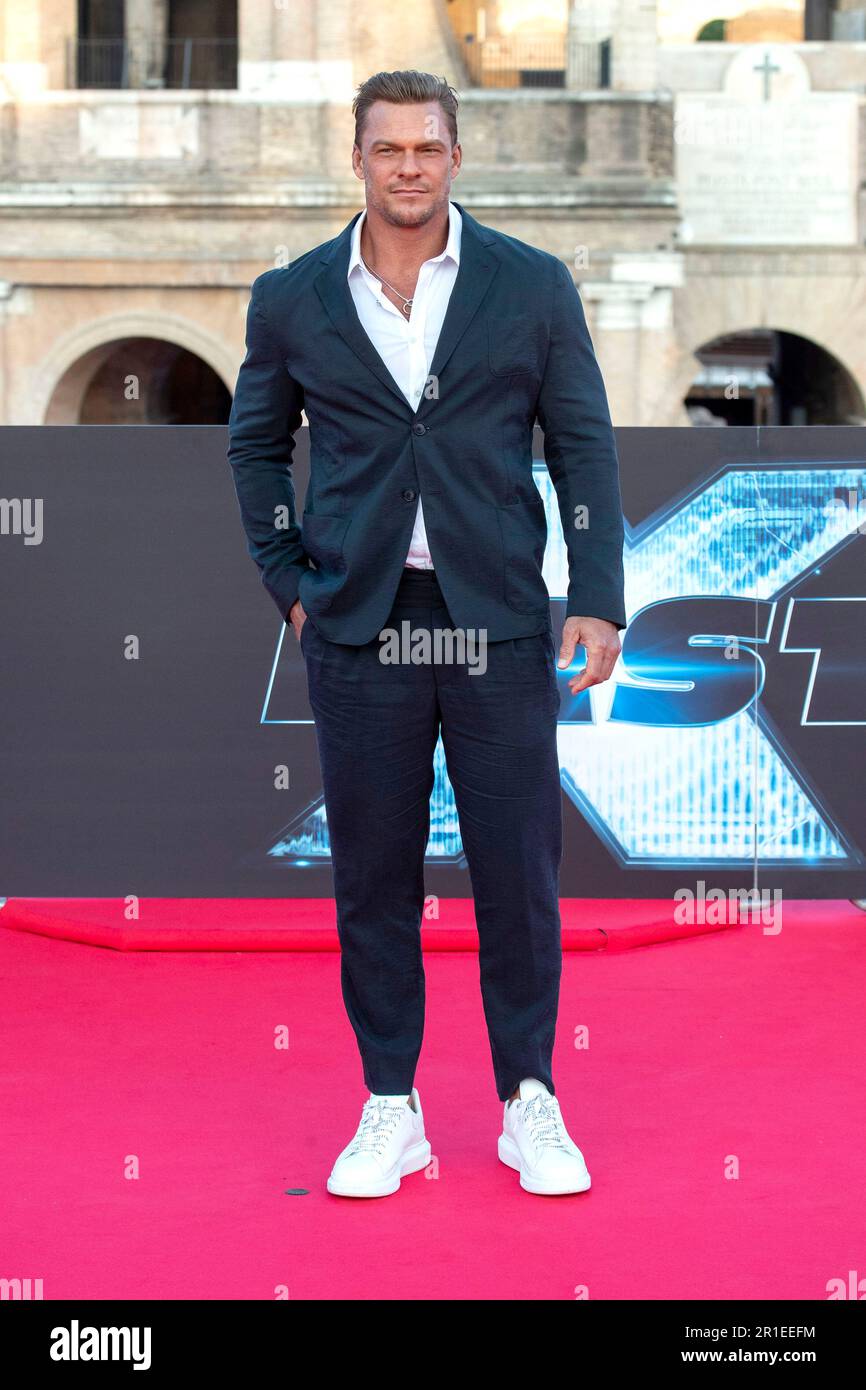 Alan ritchson 2023 hi-res stock photography and images - Alamy